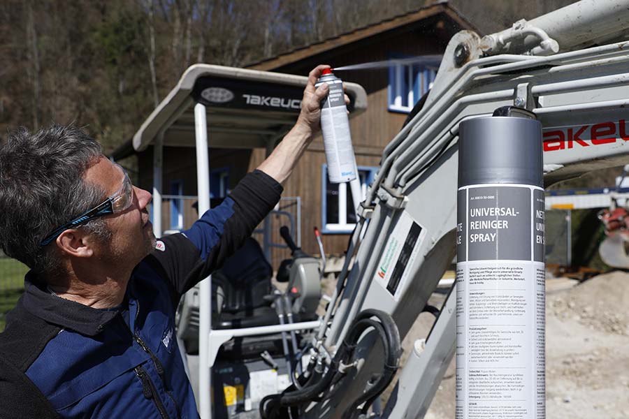 News - Universalreiniger Spray - Lubrication Technology | Blaser Swisslube